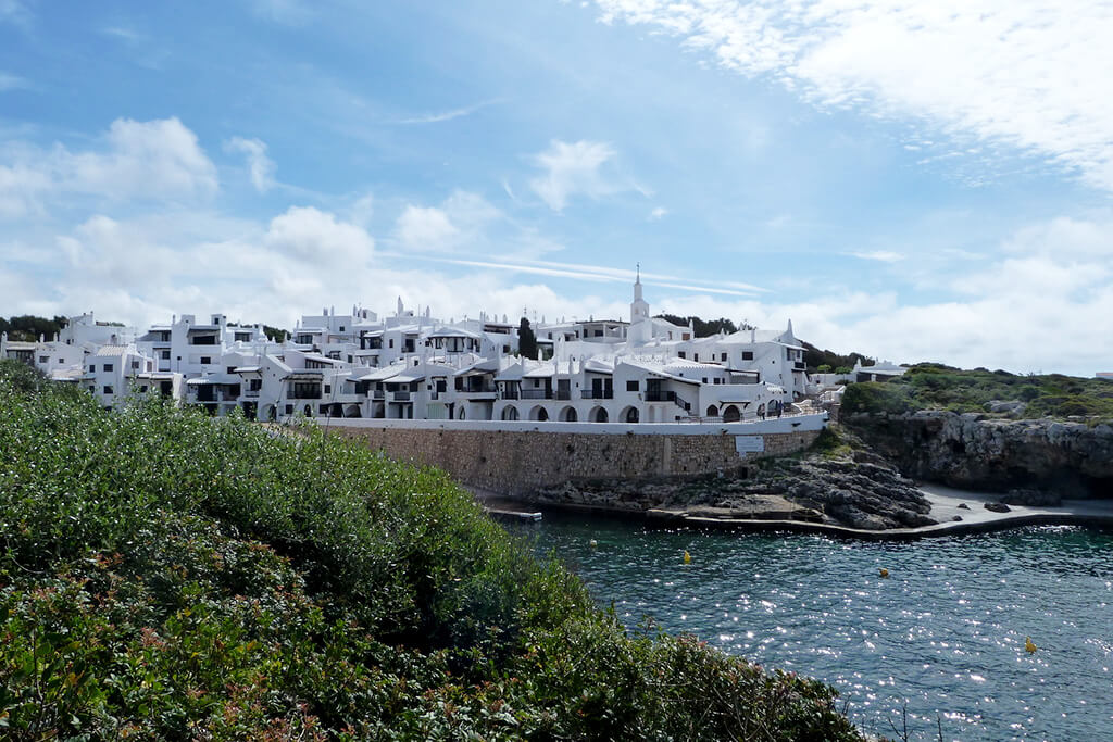 Beste Reisezeit für Binibeca | Klima und Wetter. 3 Monate zu vermeiden!