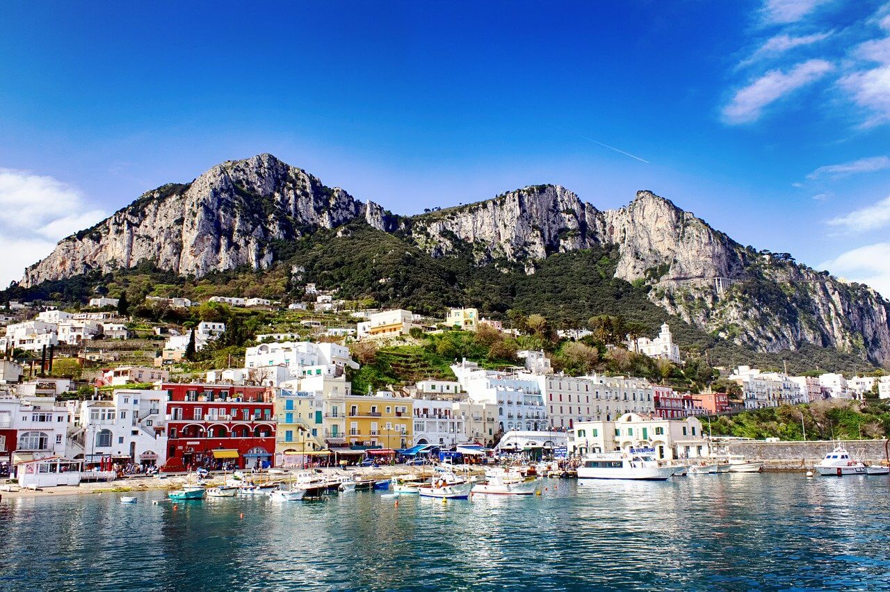 Beste Reisezeit für Capri | Klima und Wetter. 4 Monate Zu Vermeiden ... Beste Reisezeit für Capri | Klima und Wetter. 4 Monate Zu Vermeiden ...